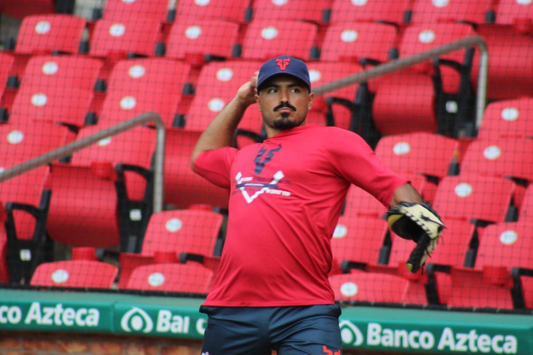 Miguel Ojeda Jr. vive su segunda temporada con entrega total a Venados ...