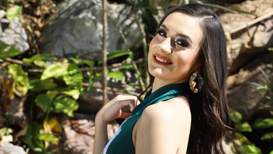 Monserrat Gómez, la cantante que quiere ser Reina
