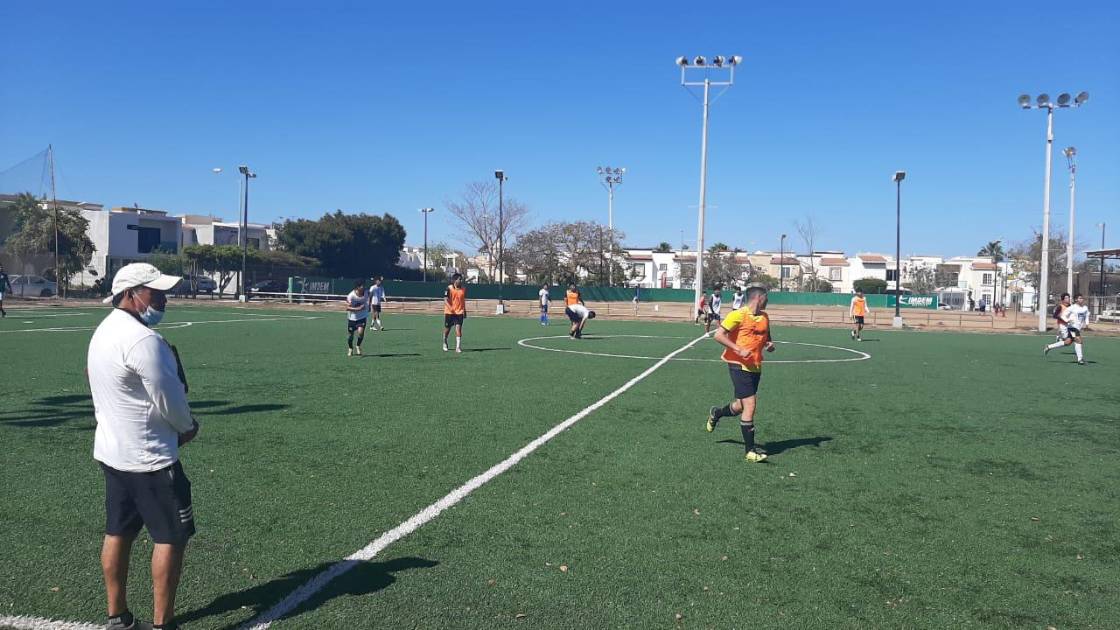 Mario Lamia, entrenador de la UAS, dirigirá en la liga UPSL MX