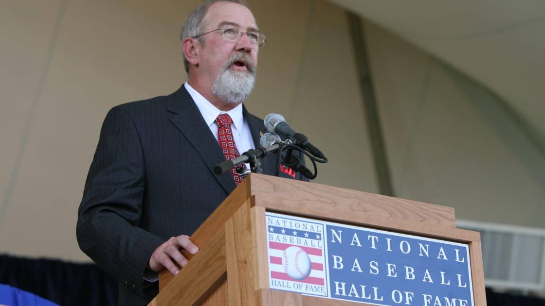 Fallece Bruce Sutter, lanzador Salón de la Fama