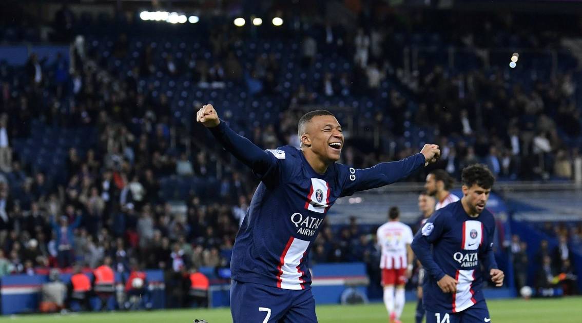 Vuelve Messi y el PSG golea con doblete de Kylian Mbappé