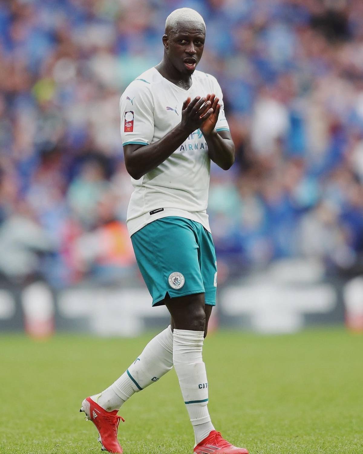 El futbolista Mendy es declarado no culpable de 6 delitos de violación y 1 de abuso