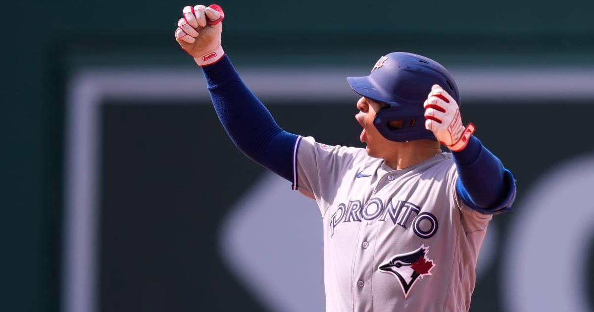 Brandon Valenzuela impulsa triunfo de Toronto sobre Boston