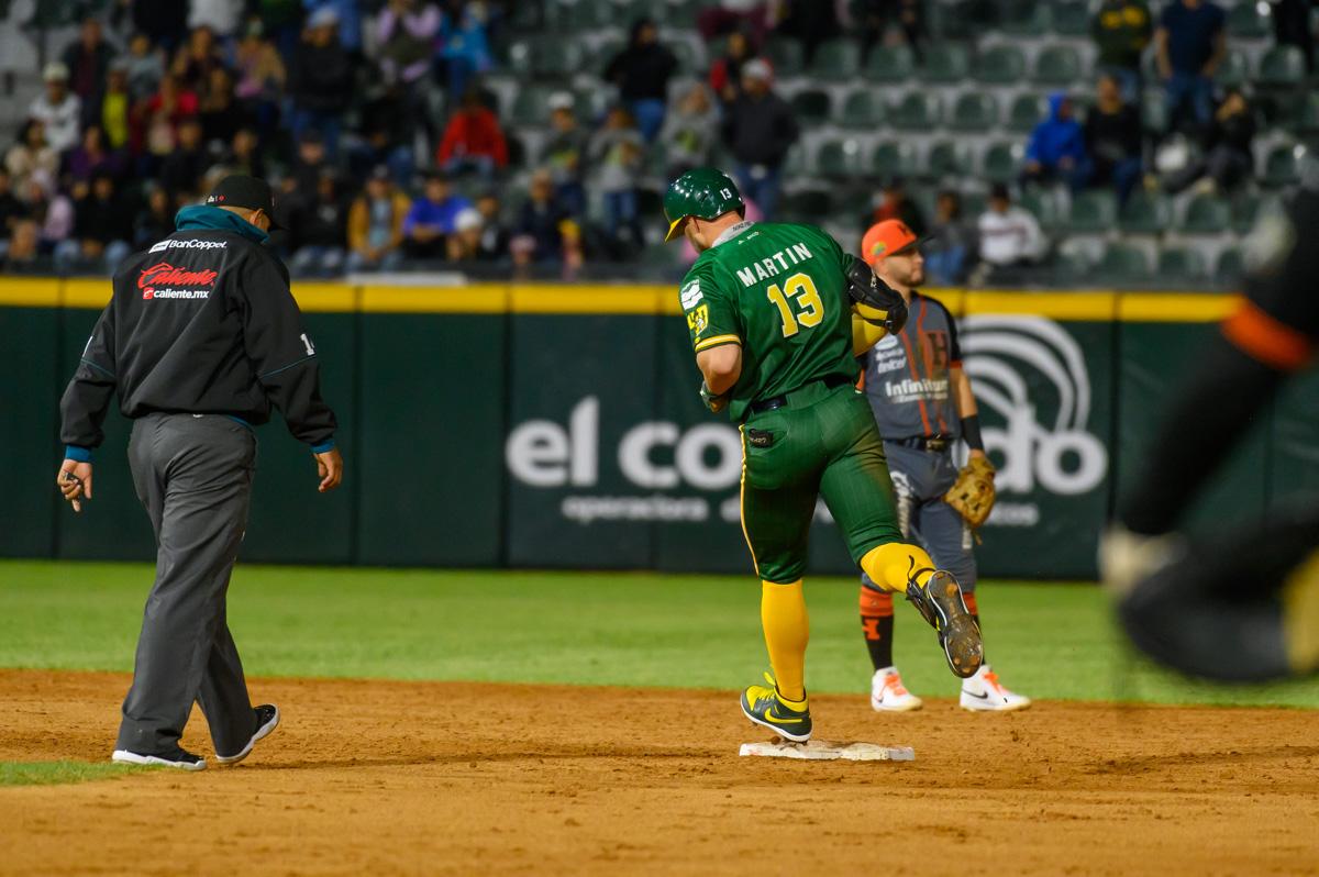 Kyle Martin sacude el Chevron Park y lleva a Cañeros al triunfo