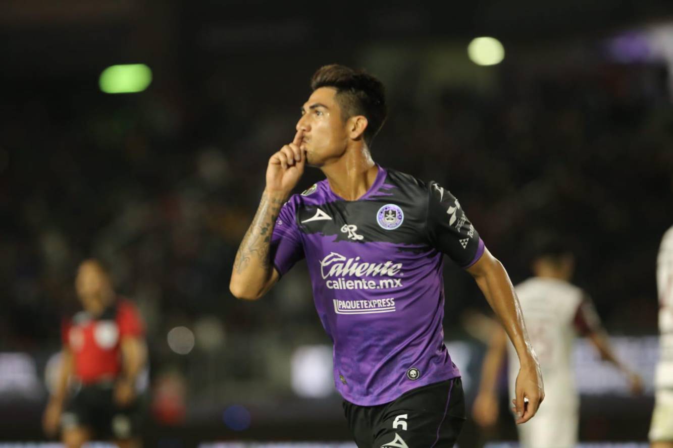 Benedetti y Meraz dan a Mazatlán FC su primer triunfo en el Clausura 2022