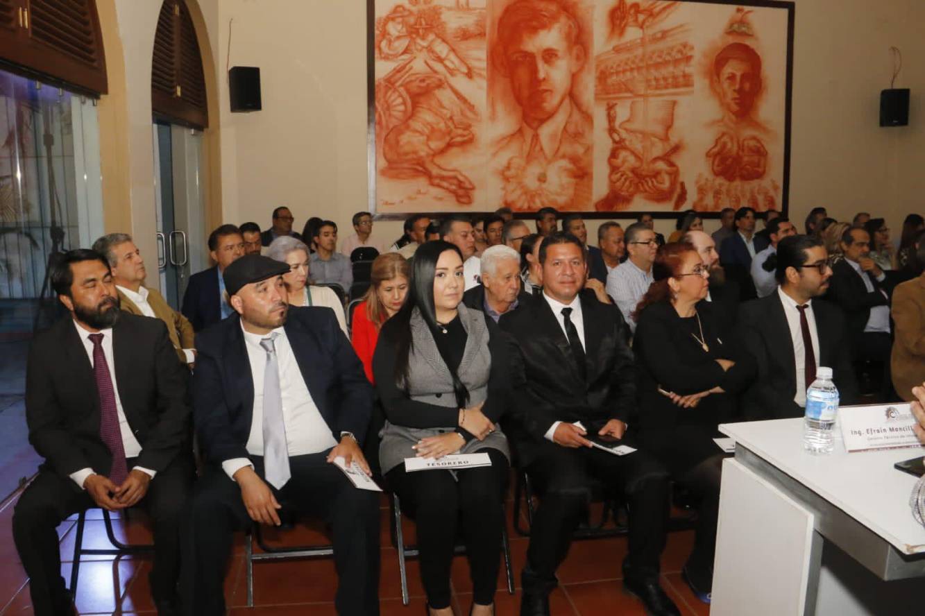 Encabeza Karla Cázarez el Colegio de Valuadores de Culiacán