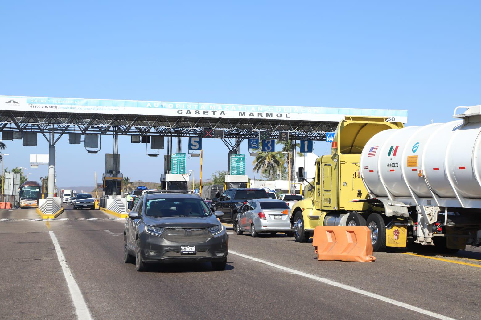 Vuelve a la normalidad la caseta de peaje de Mármol, en Mazatlán