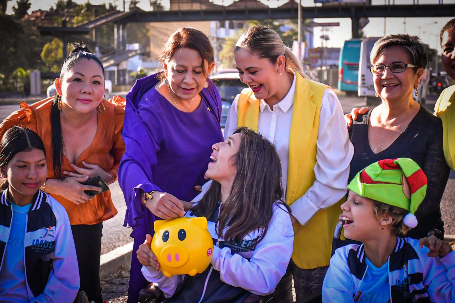 Salen el Alcalde de Mazatlán, asociaciones y funcionarios a botear para ...