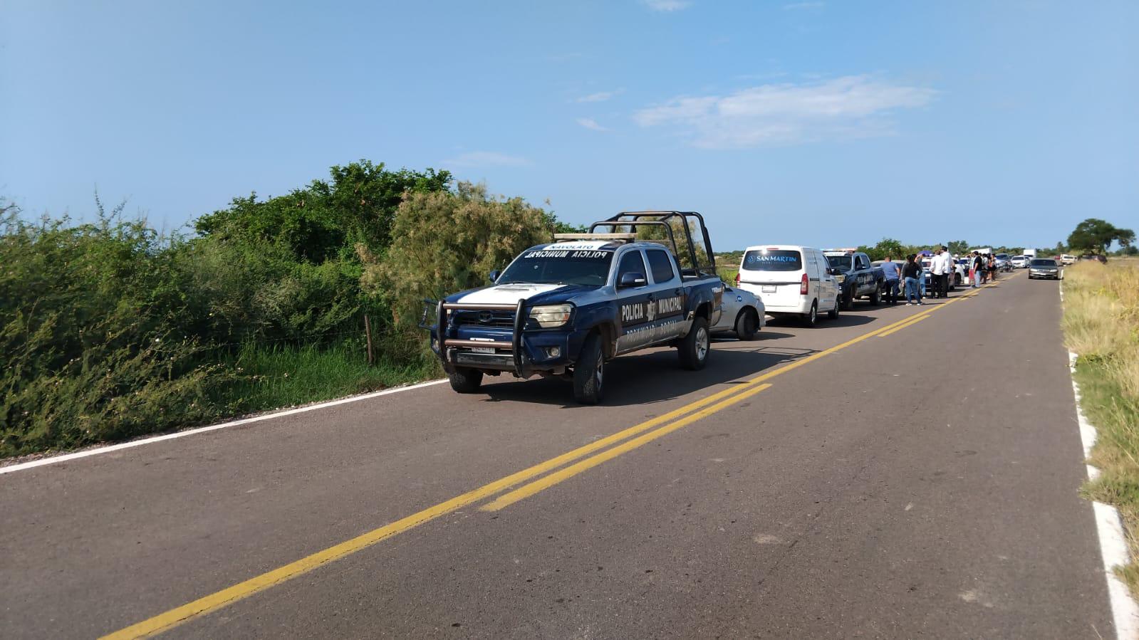 Fallece hombre tras volcadura antes de llegar a El Castillo, en Navolato