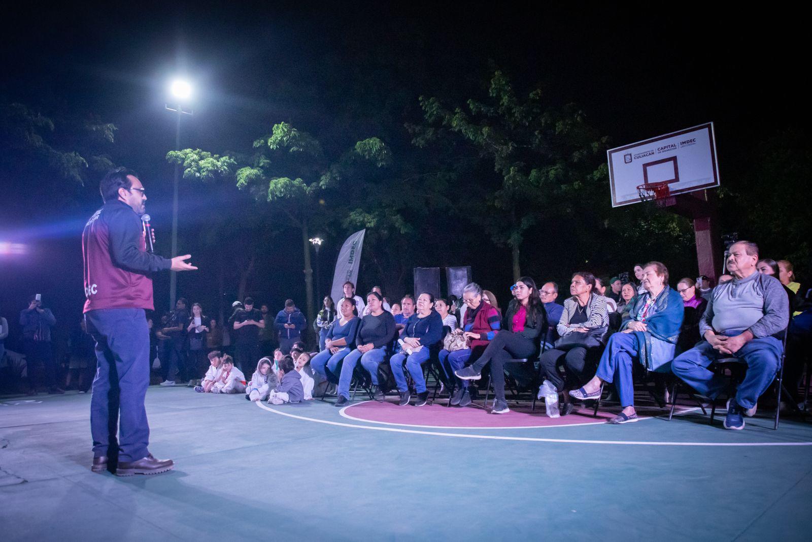 Entregan cancha deportiva totalmente rehabilitada en La Campiña