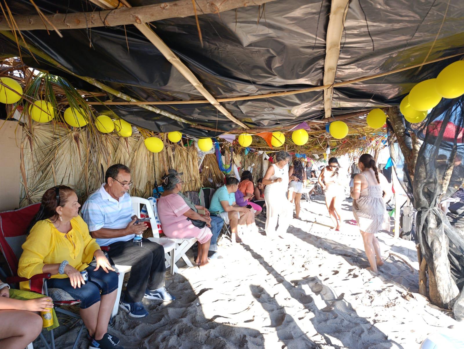 ¡Con todo y coronación! Los Zamora Robles arman su propia fiesta en Las ...