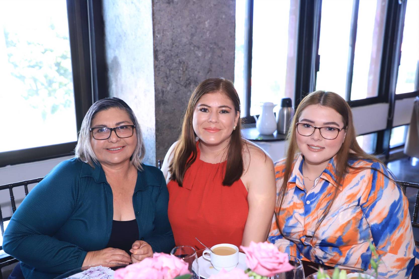 Festeja María José su cumpleaños