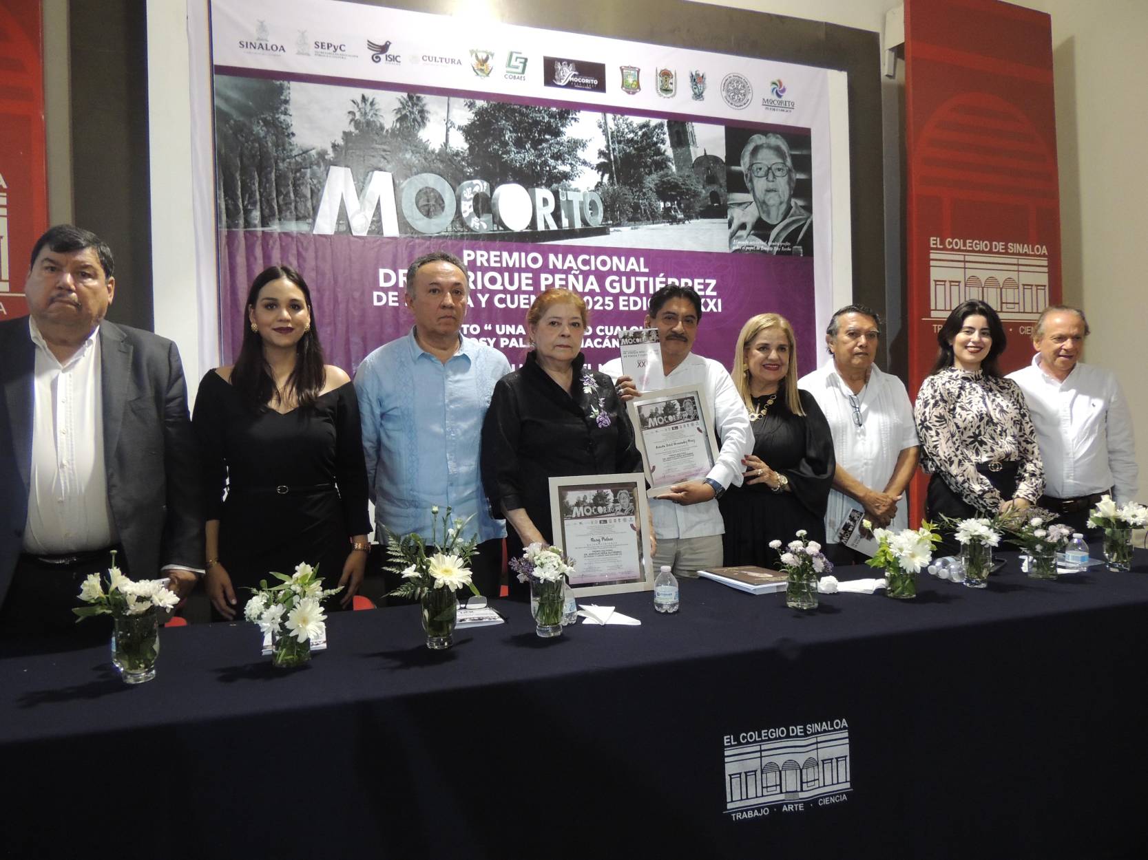 Reciben Rosy Paláu y Ariosto Uriel Hernández el Premio Enrique Peña ...