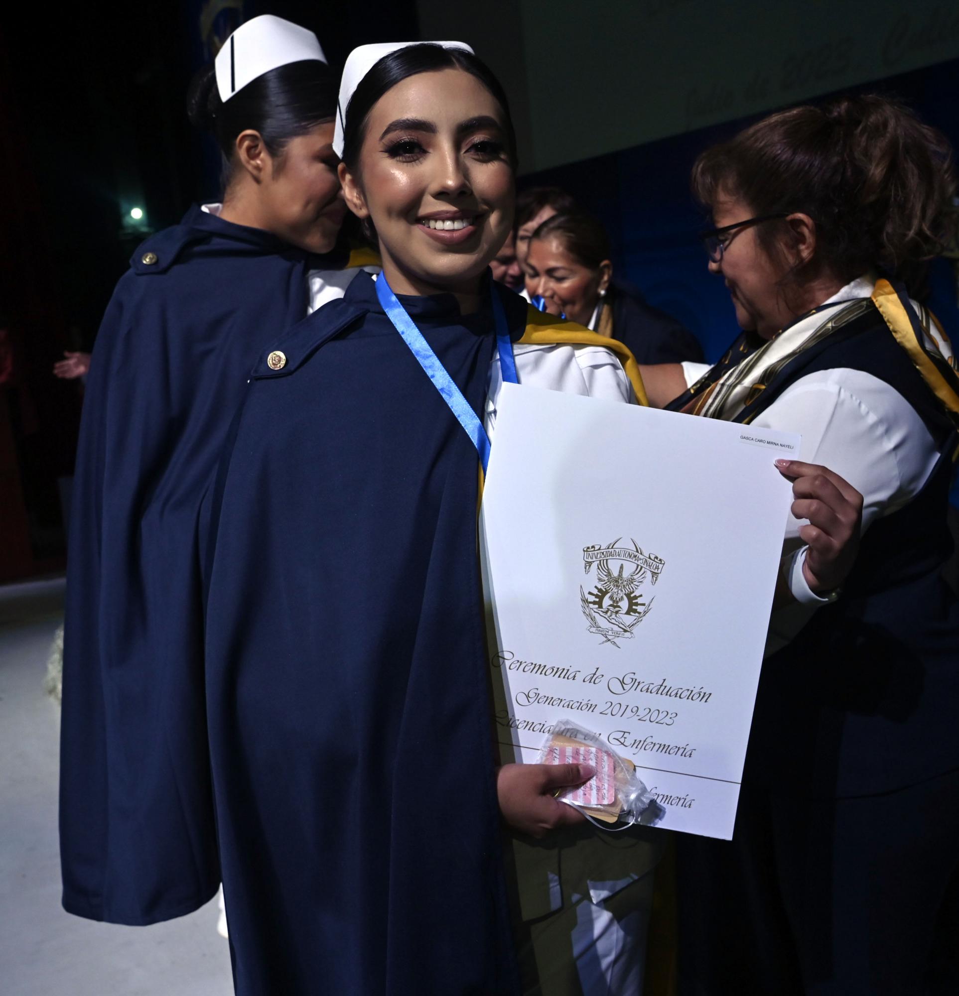 Culminan sus estudios 625 alumnos de la Facultad de Enfermería de la UAS