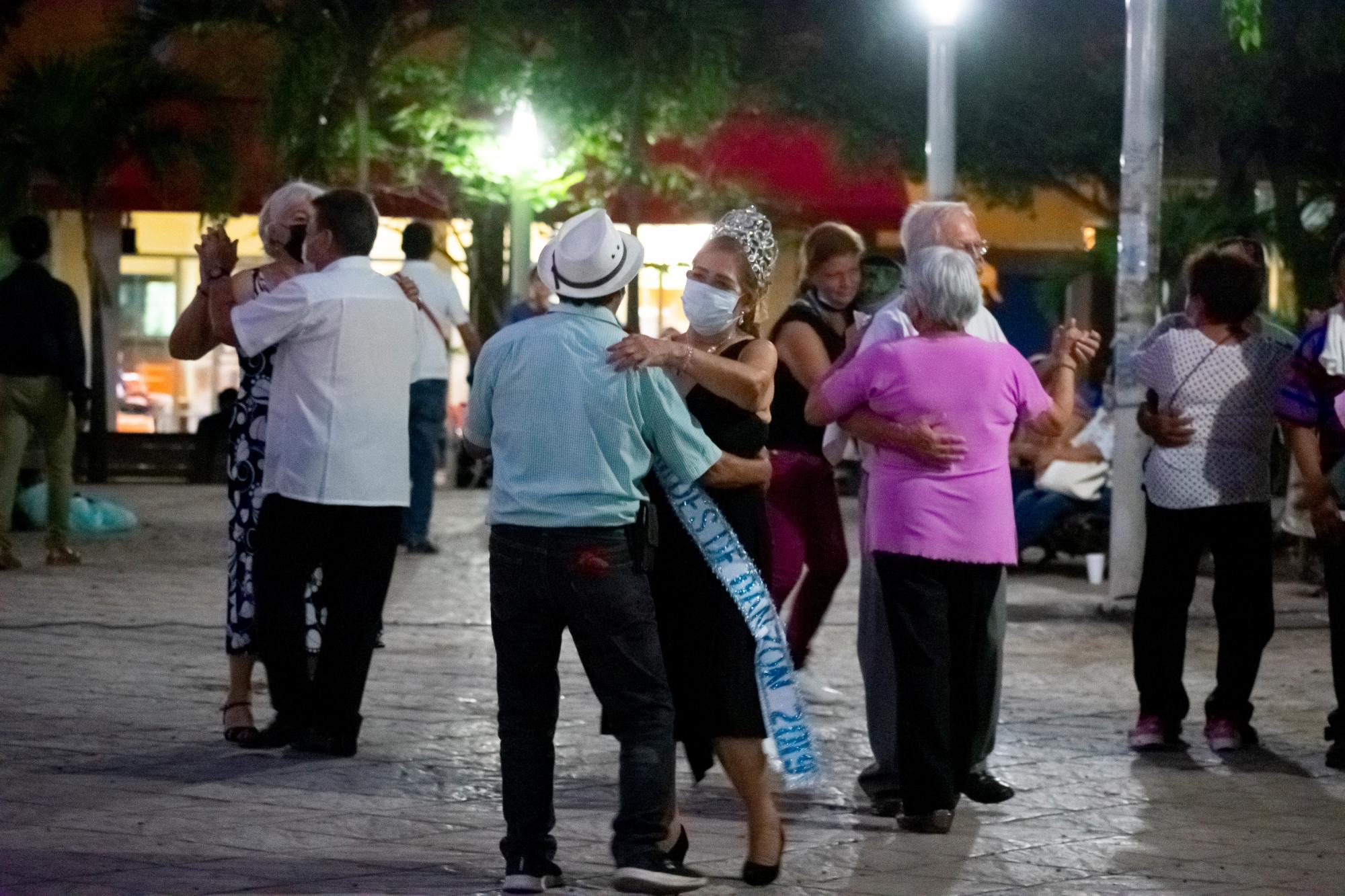 Vuelven en Culiacán las tardes de danzón para bailar con la música de ...