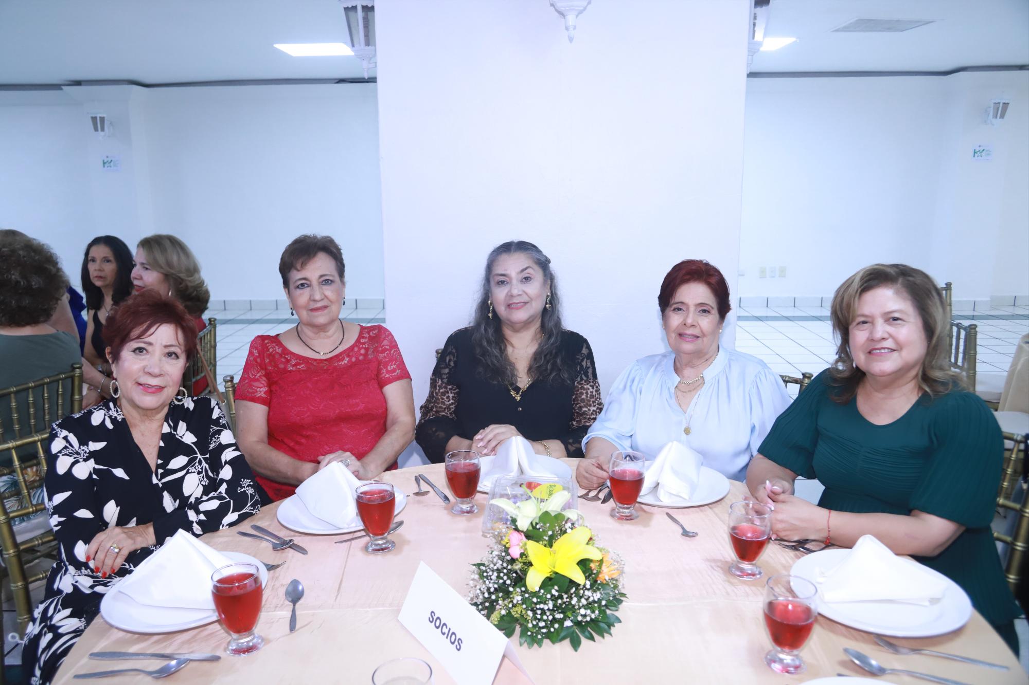 Marina Guerra es la nueva presidenta del Club de Leones de Mazatlán