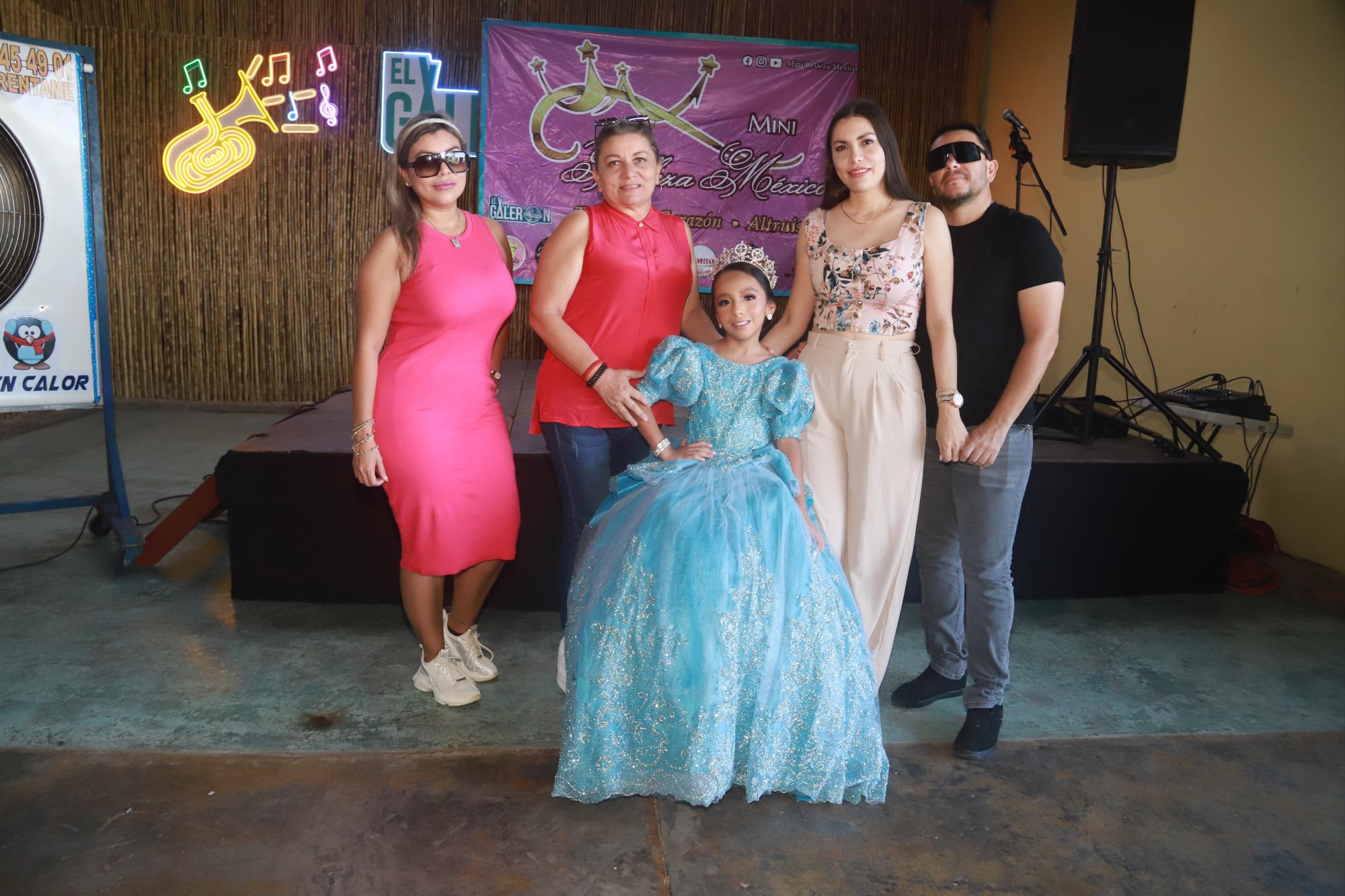 Coronan a Ivanna Sánchez como Mini Belleza México Sinaloa 2023