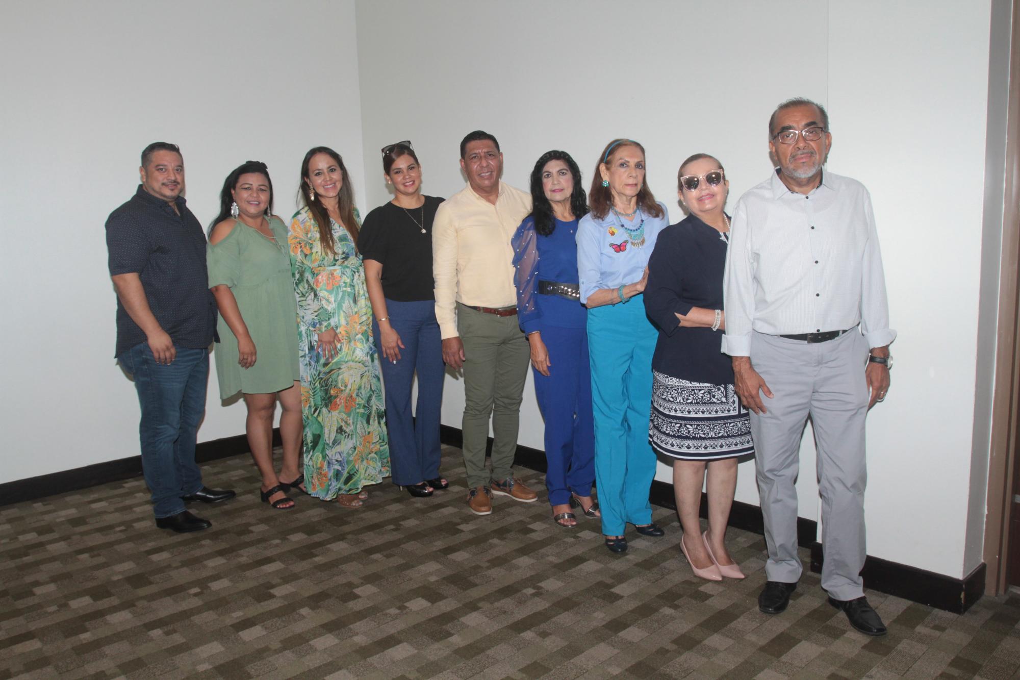Reconocen esfuerzo de alumnos de la Zona Escolar 45