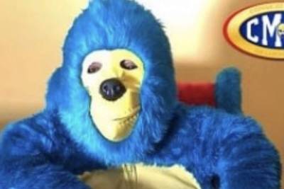 "El luchador mexicano Kemonito pone en venta su mercancía oficial hecha ...