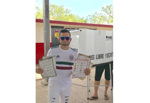 "Roberto Junior regresa a su tierra, para votar"