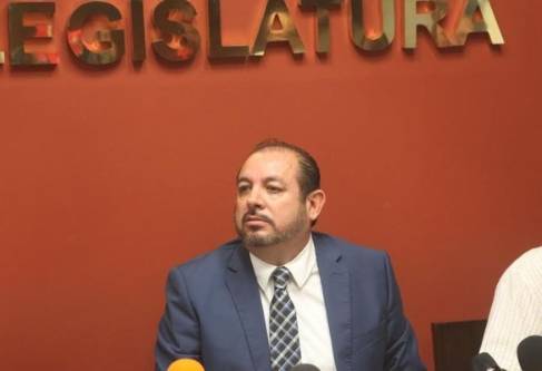 "Rechazan cinco aspirantes a Auditor a dar su “3 de 3”"