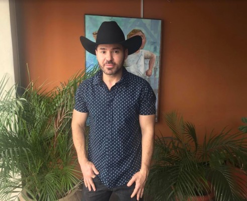 "Prepara Miguel Armando su tercer disco"