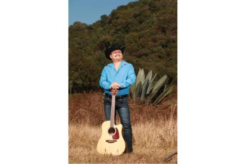 "Victor Jiménez ‘le tiene ganas’ a la música"
