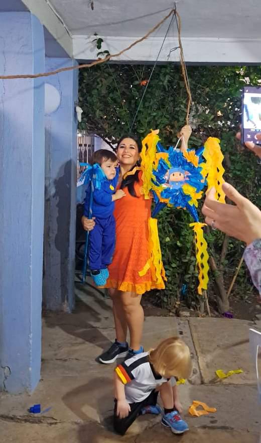 André Lomelí celebra su segundo cumpleaños