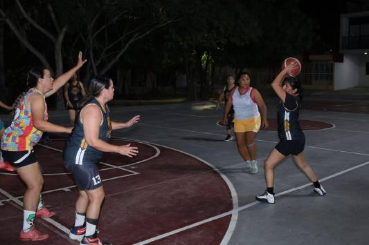 Panteras sufre revés ante Legos en Torneo Golden de Baloncesto