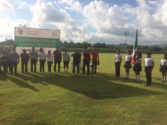 "Empastan campos de futbol en El Roble y San José de Conitaca, en Elota"