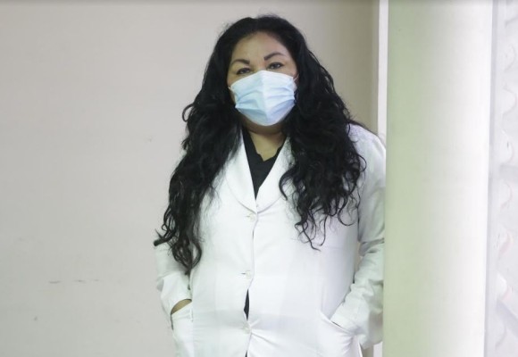 "La doctora Lorena Zúñiga sufre en carne propia el Covid 19, se ...