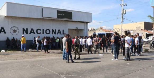 Balacera durante protesta contra la GN en Ocotlán, Jalisco, deja dos ...