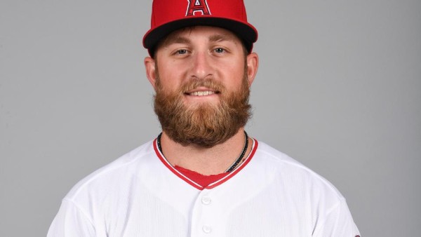 "Rojos le dan contrato de liga menor al relevista zurdo Ian Krol"