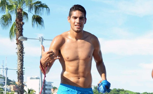 "Gilberto Ramírez confía enfrentar a ‘Canelo’ Álvarez el año próximo"