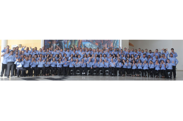 "Diazteca organiza su octava convención anual"