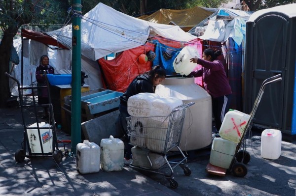 Sin Agua Y Hacinados En Tiendas De Campaña Así Enfrentan La Amenaza