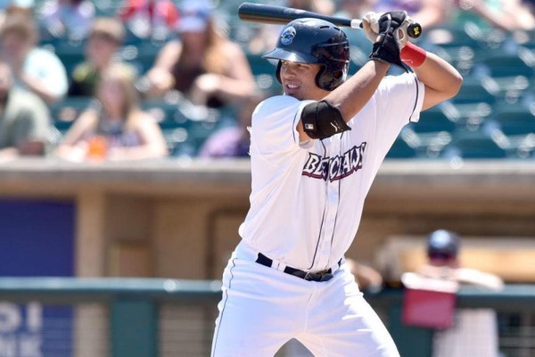 "Cañeros de Los Mochis adquiere al primera base estadounidense Darick Hall"