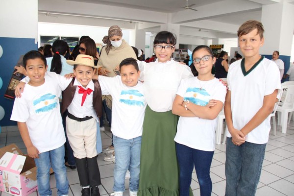 "Perfeccionan el inglés en Colegio SAM"