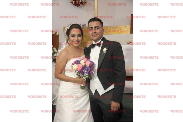 "Cindy Valenzuela Díaz y Juan Manuel Castro Osuna bendicen su unión"