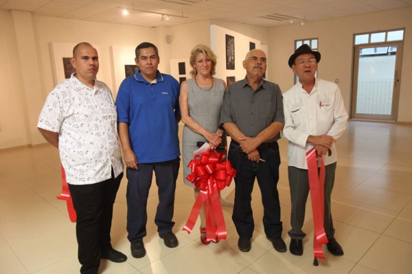 "Roberto Ontiveros expone sus ‘pinceladas’"