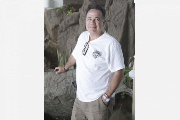 "Reconoce Nicandro Díaz la belleza de Mazatlán"