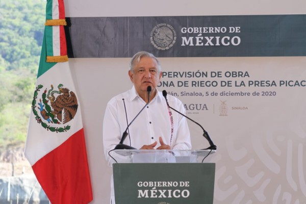 "Asegura AMLO que ya sentó bases para la transformación de México"