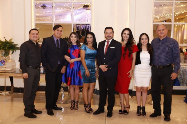 "Reconocen su labor"