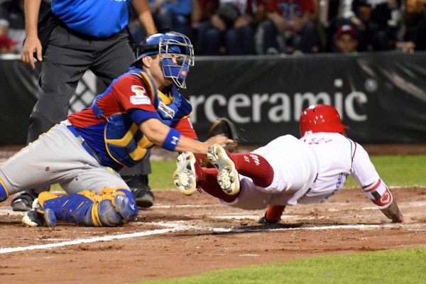 "El México asegura la serie al ganar la doble cartelera"