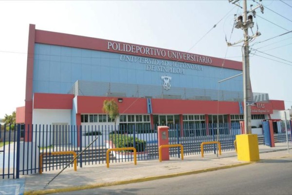"En Polideportivo de la UAS en Mazatlán, aún no reconectan el agua"