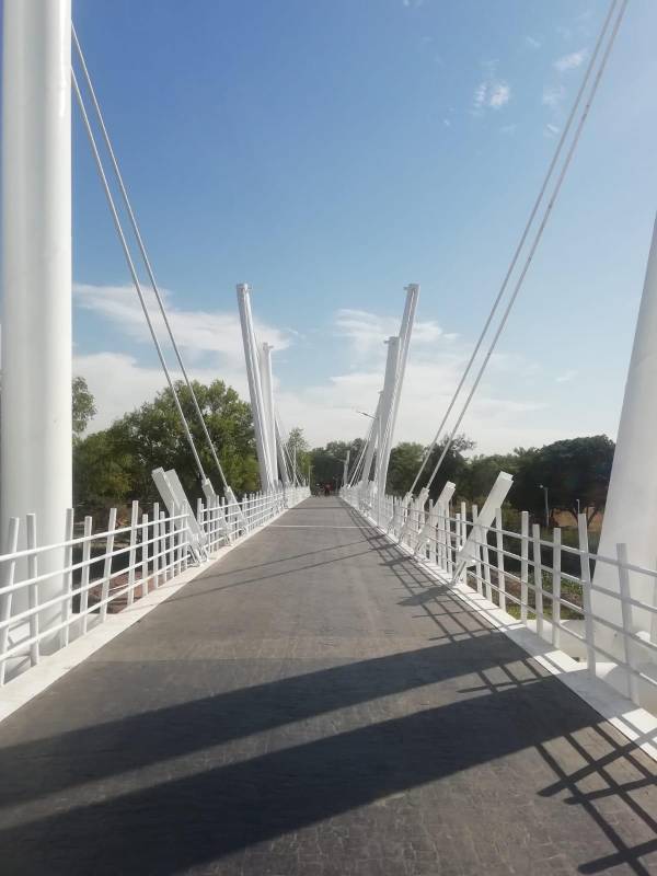 Así luce el puente bimodal sobre río Humaya que se dejó pagado y sin ...