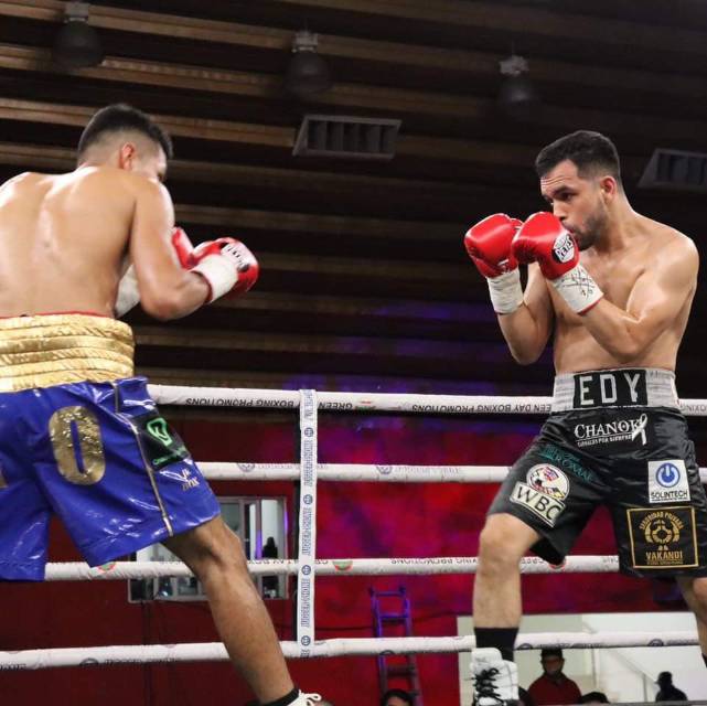 Edy Valencia se proclama Campeón Nacional Pluma