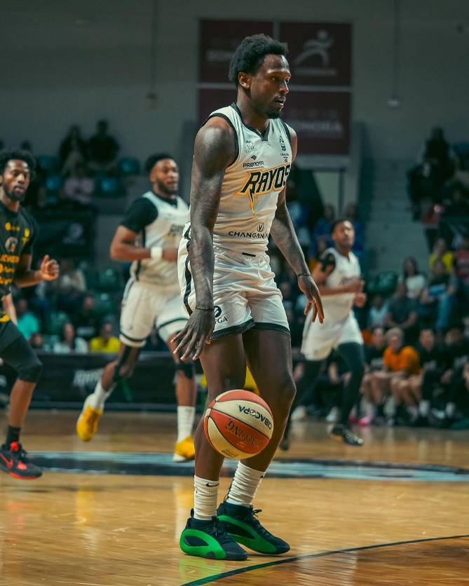 Rayos fulminan a Caballeros en Hermosillo