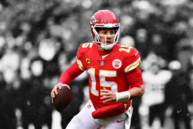 Patrick Mahomes firma histórica extensión con Chiefs y se convierte en ...