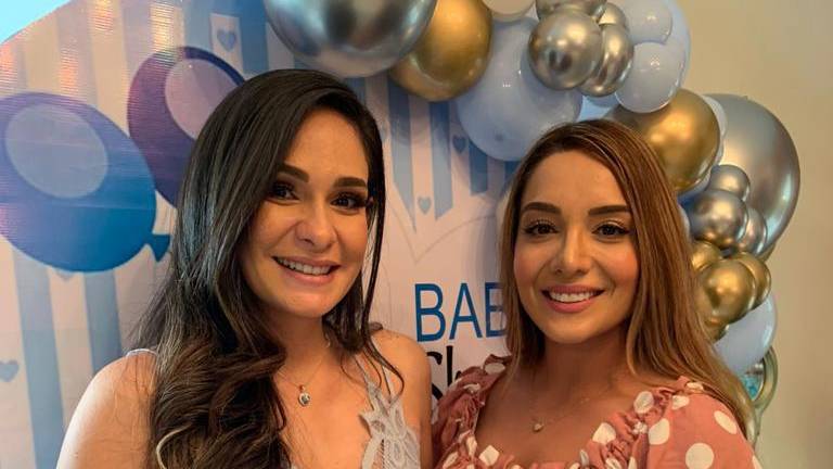 Jennifer Ulloa de Pérez se renueva como mamá